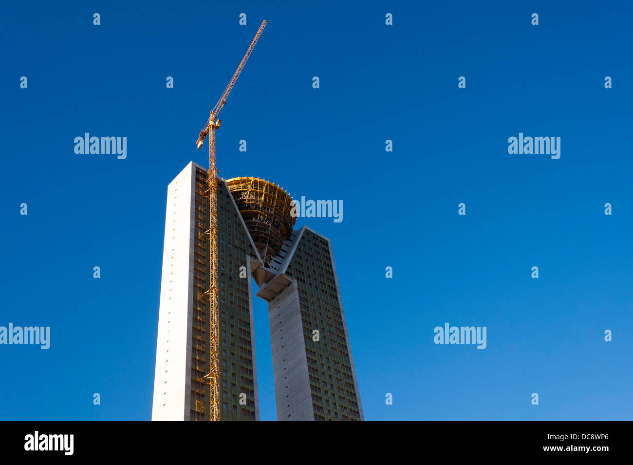 Intempo skyscraper benidorm spain hi-res stock photography and images ...
