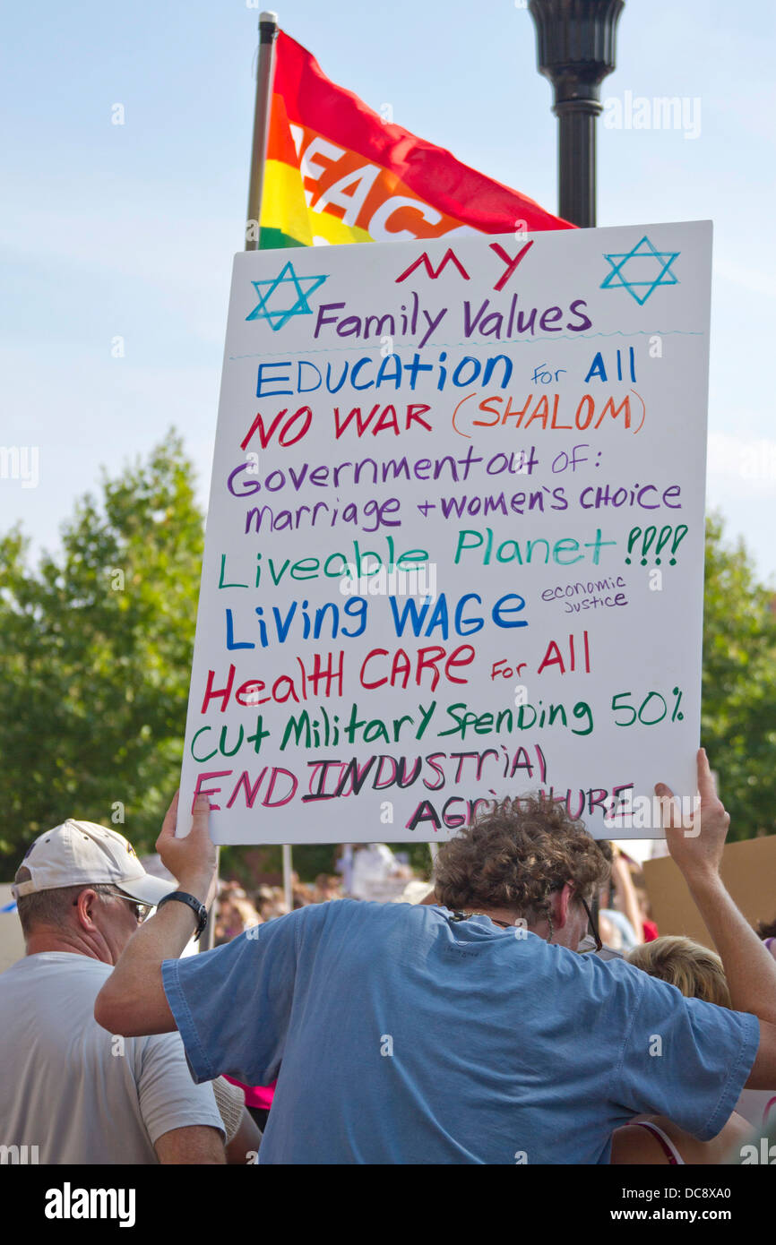 Issues man hi-res stock photography and images - Alamy