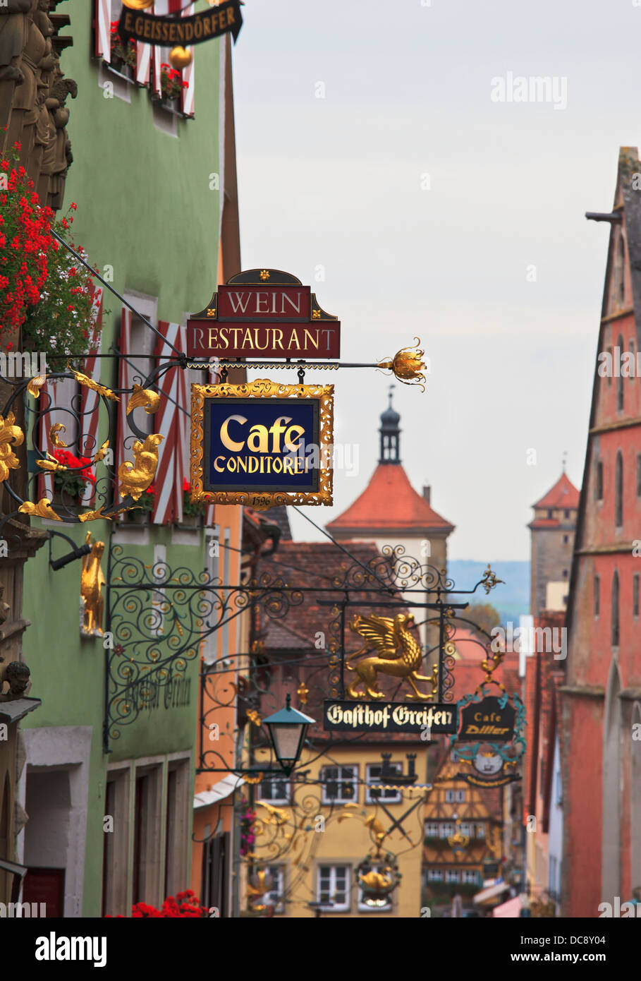 Medieval store sign hi-res stock photography and images - Alamy