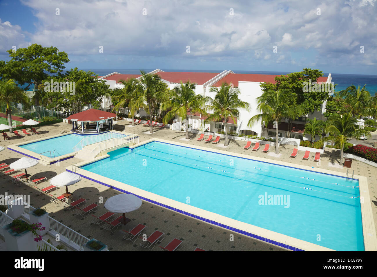 Simpson bay hotel hi-res stock photography and images - Alamy