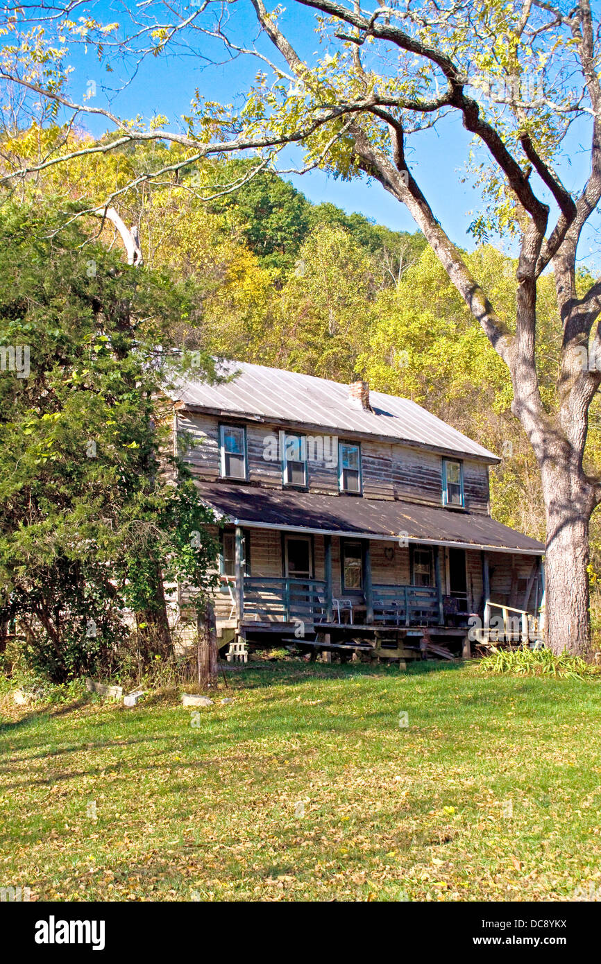 Rustic wooden house Stock Photo - Alamy
