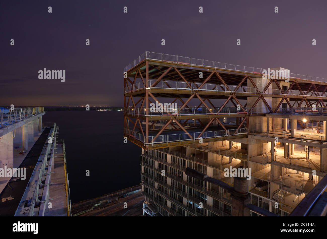 Downtown toronto construction hi-res stock photography and images - Alamy