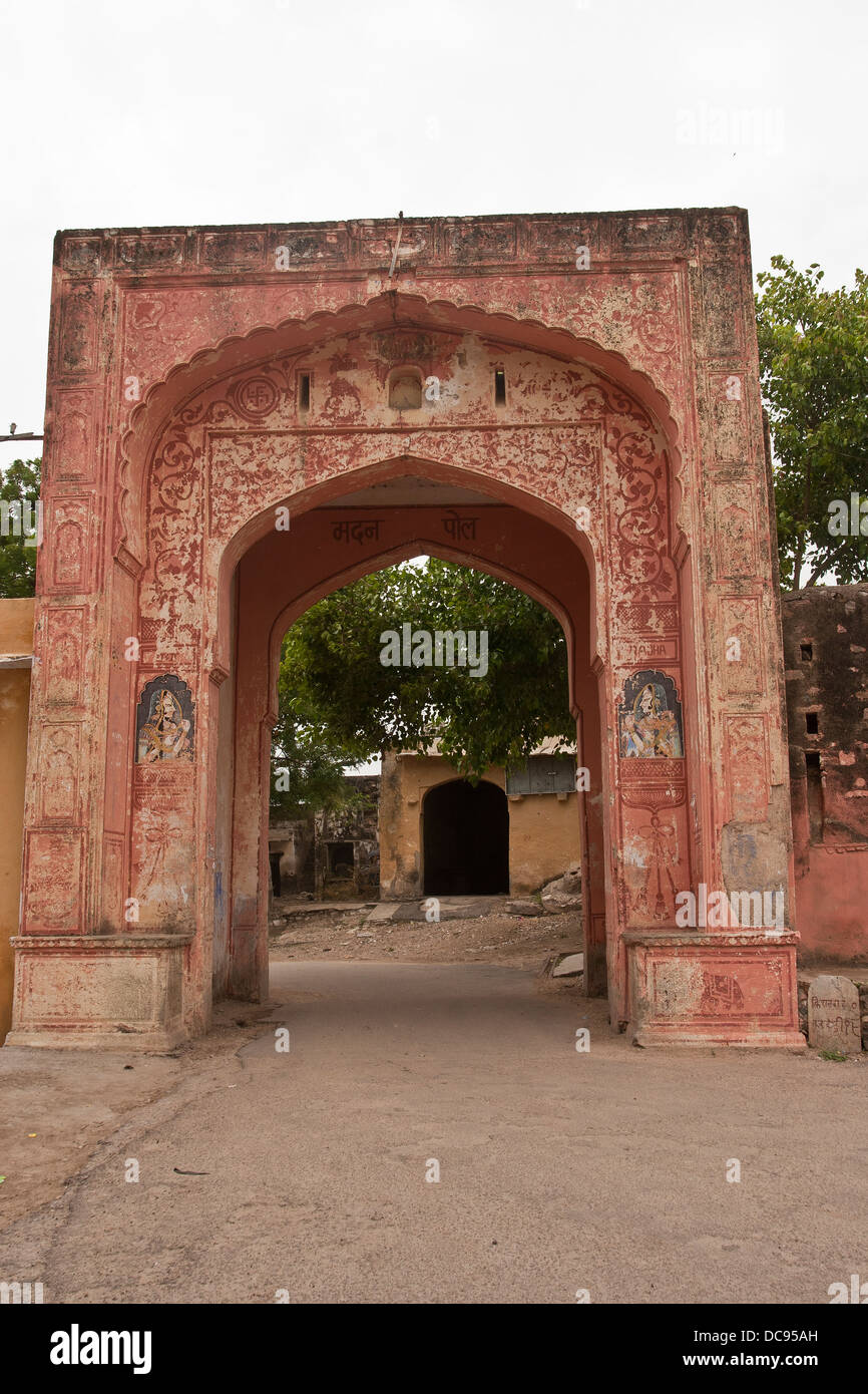 Entrance to village of Kishangarh, Rajasthan, India Stock Photo - Alamy