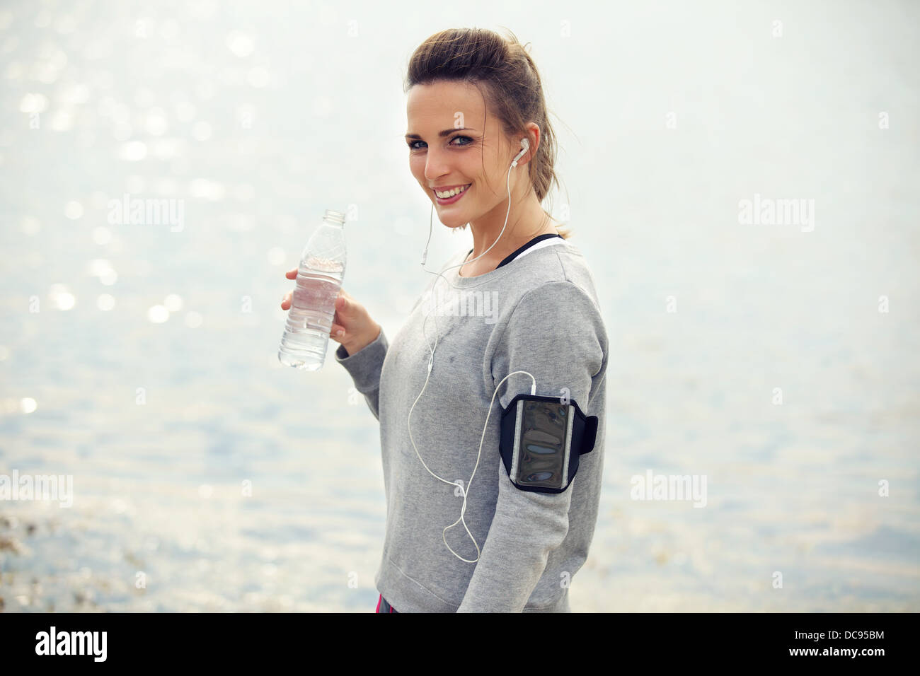 Marathon runner water hi-res stock photography and images - Alamy