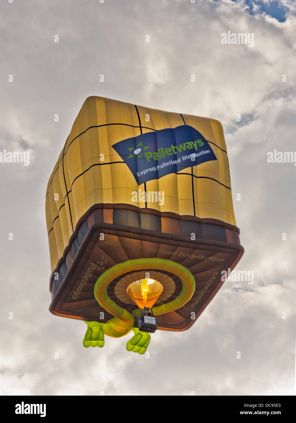 Palletways hot air balloon at Bristol balloon fiesta, Ashton Court ...