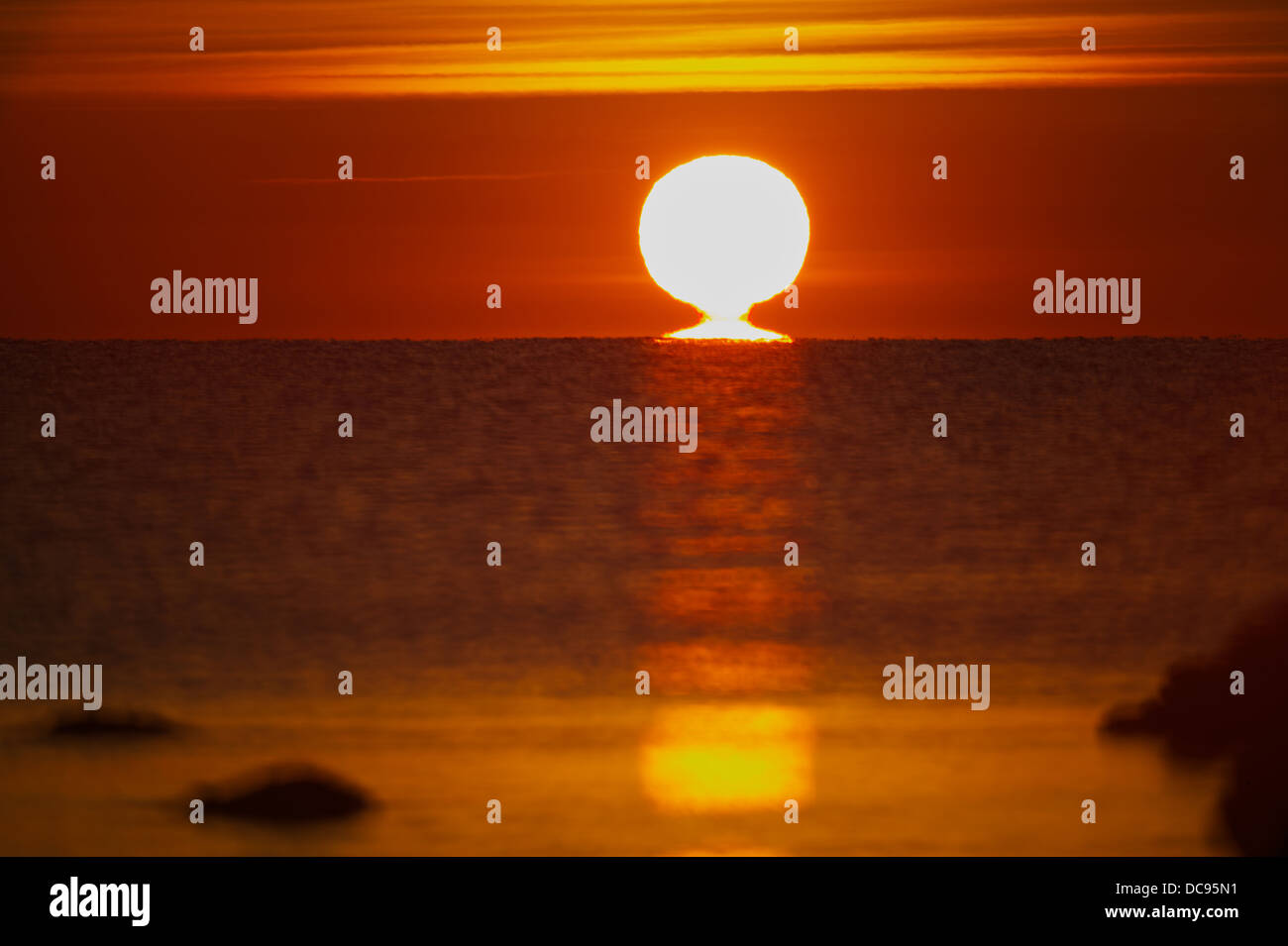Omega sun hi-res stock photography and images - Alamy