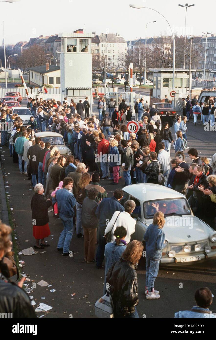 Trabant 1989 berlin hi-res stock photography and images - Alamy