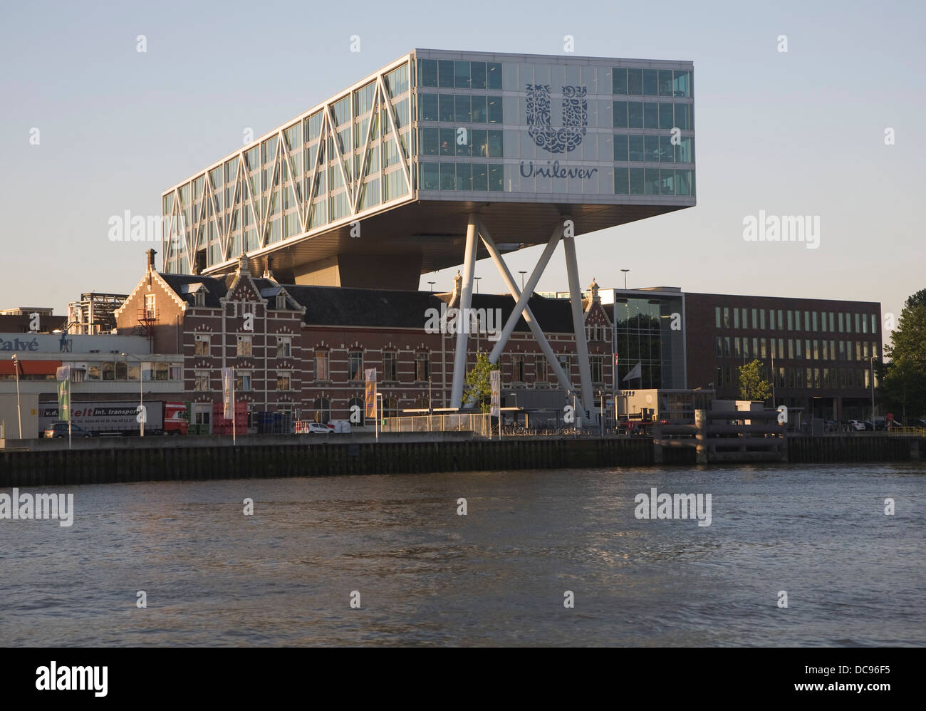 Unilever offices building rotterdam netherlands hanging buildings ...