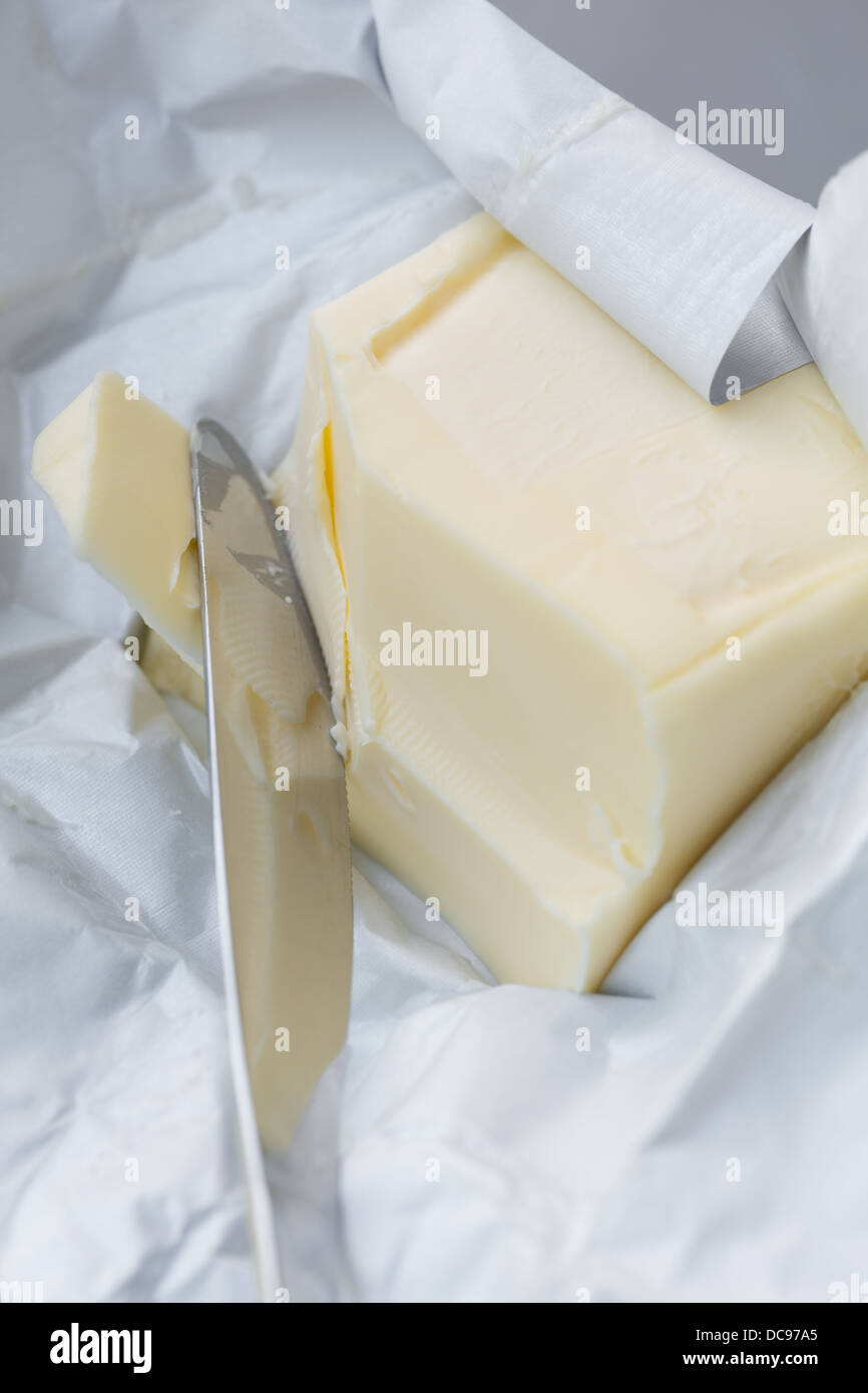 Wrapping Knife High Resolution Stock Photography and Images - Alamy