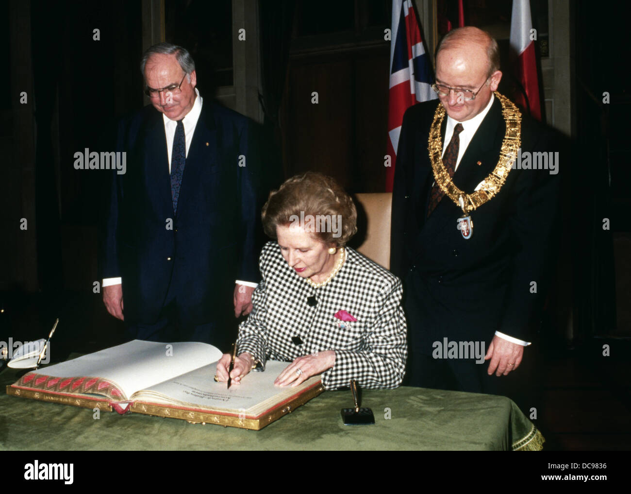 Unterschriftt hi-res stock photography and images - Alamy