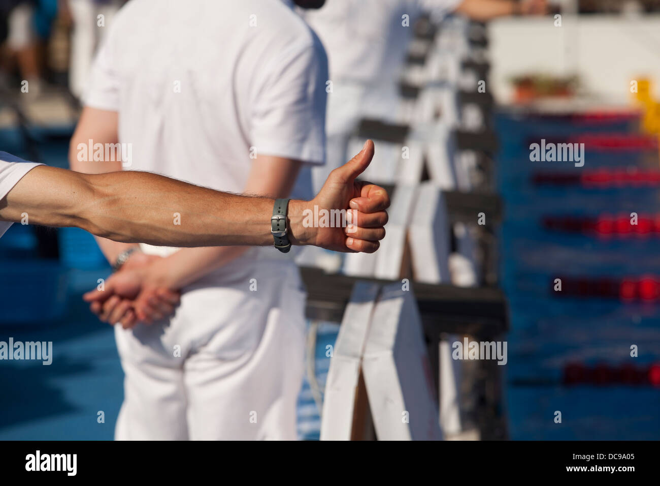 sign thumbs up Stock Photo - Alamy