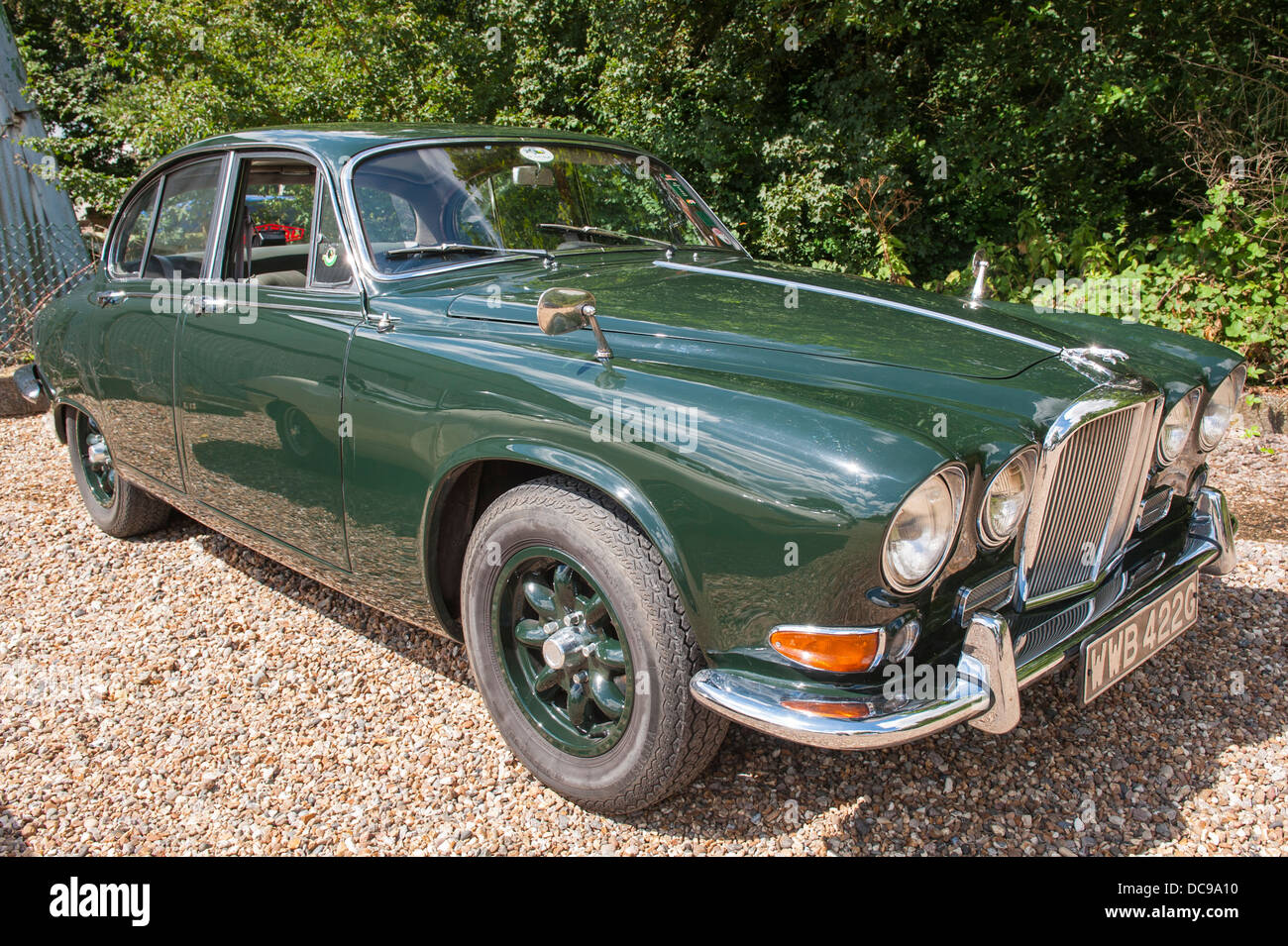 de Havilland Museum 1986 British Racing Green petrol 4 four door saloon ...