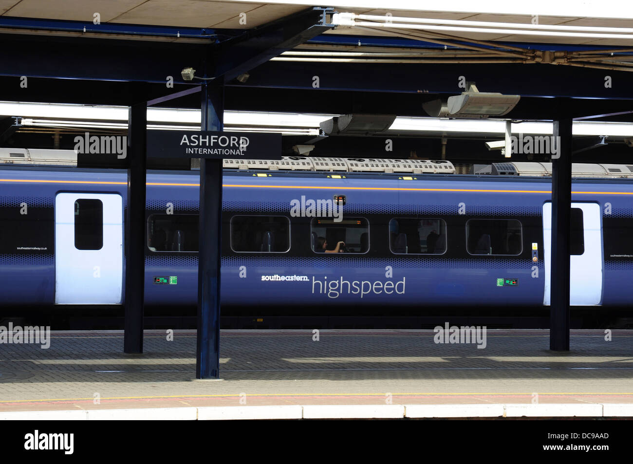 South Eastern Trains Javelin high speed train at Ashford International ...