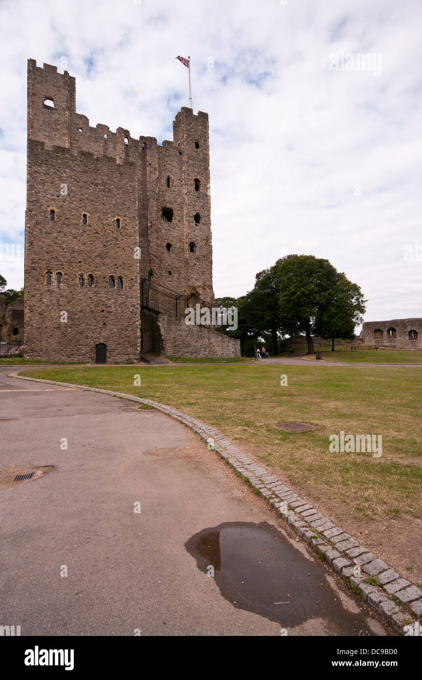 Rochester castle uk hi-res stock photography and images - Alamy