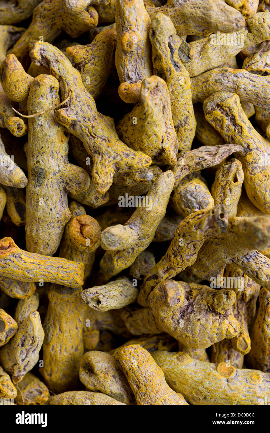 Dried turmeric roots hi-res stock photography and images - Alamy