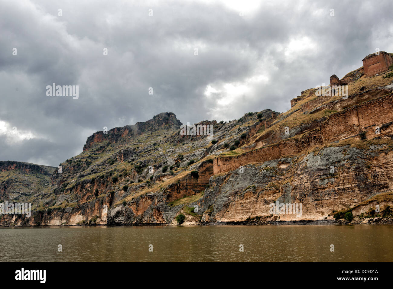 Euphrates river irrigation hi-res stock photography and images - Alamy
