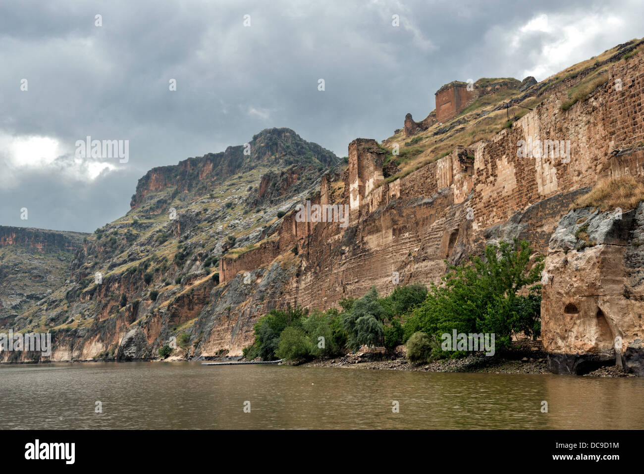 Euphrates river irrigation hi-res stock photography and images - Alamy