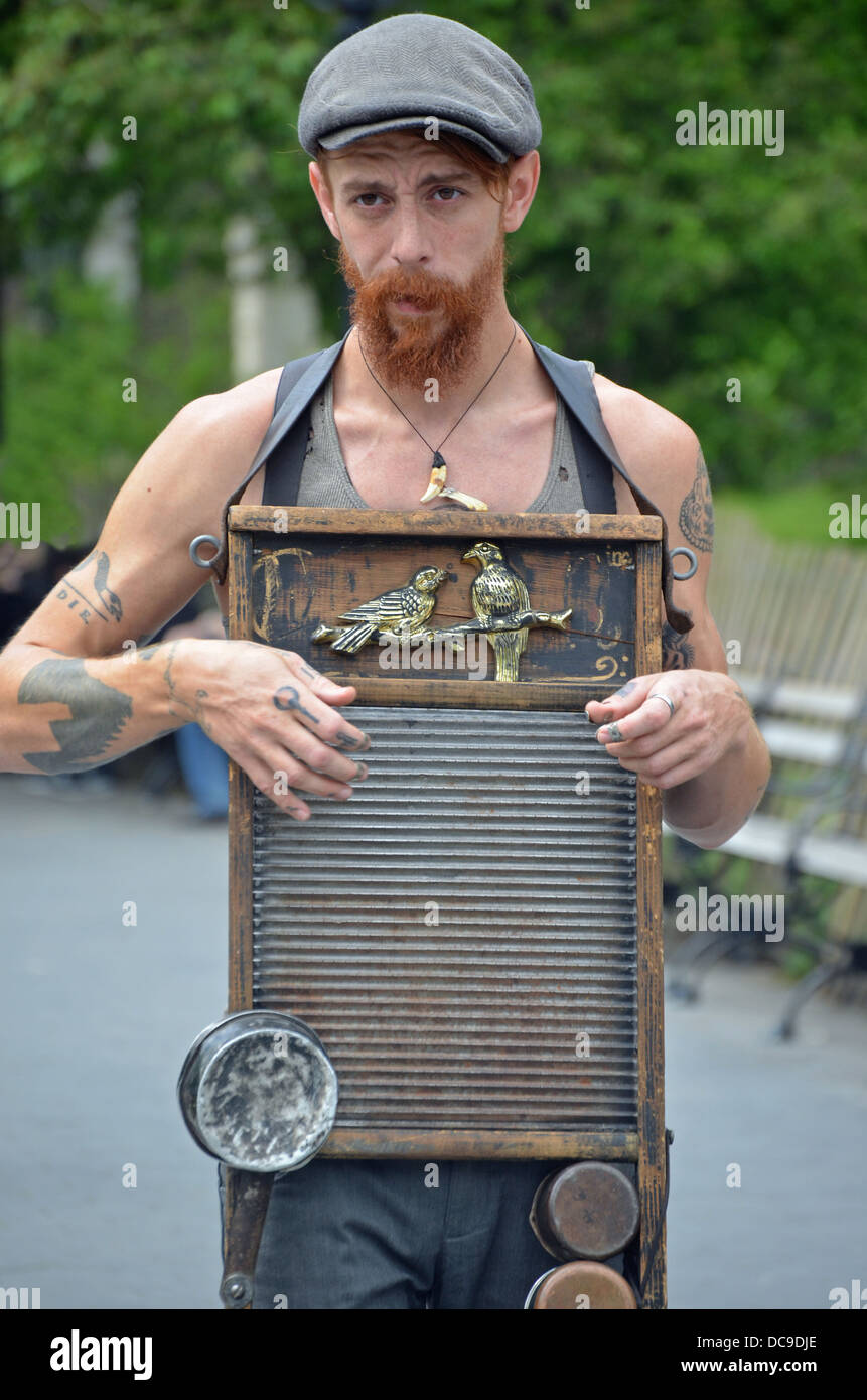 Washboard musician High Resolution Stock Photography and Images - Alamy
