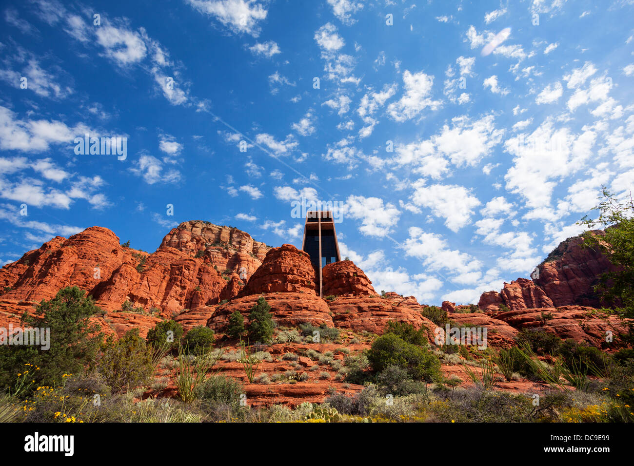 Chapel in rock sedona hi-res stock photography and images - Alamy