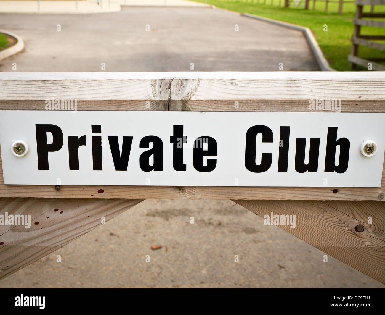 Club gate hi-res stock photography and images - Alamy