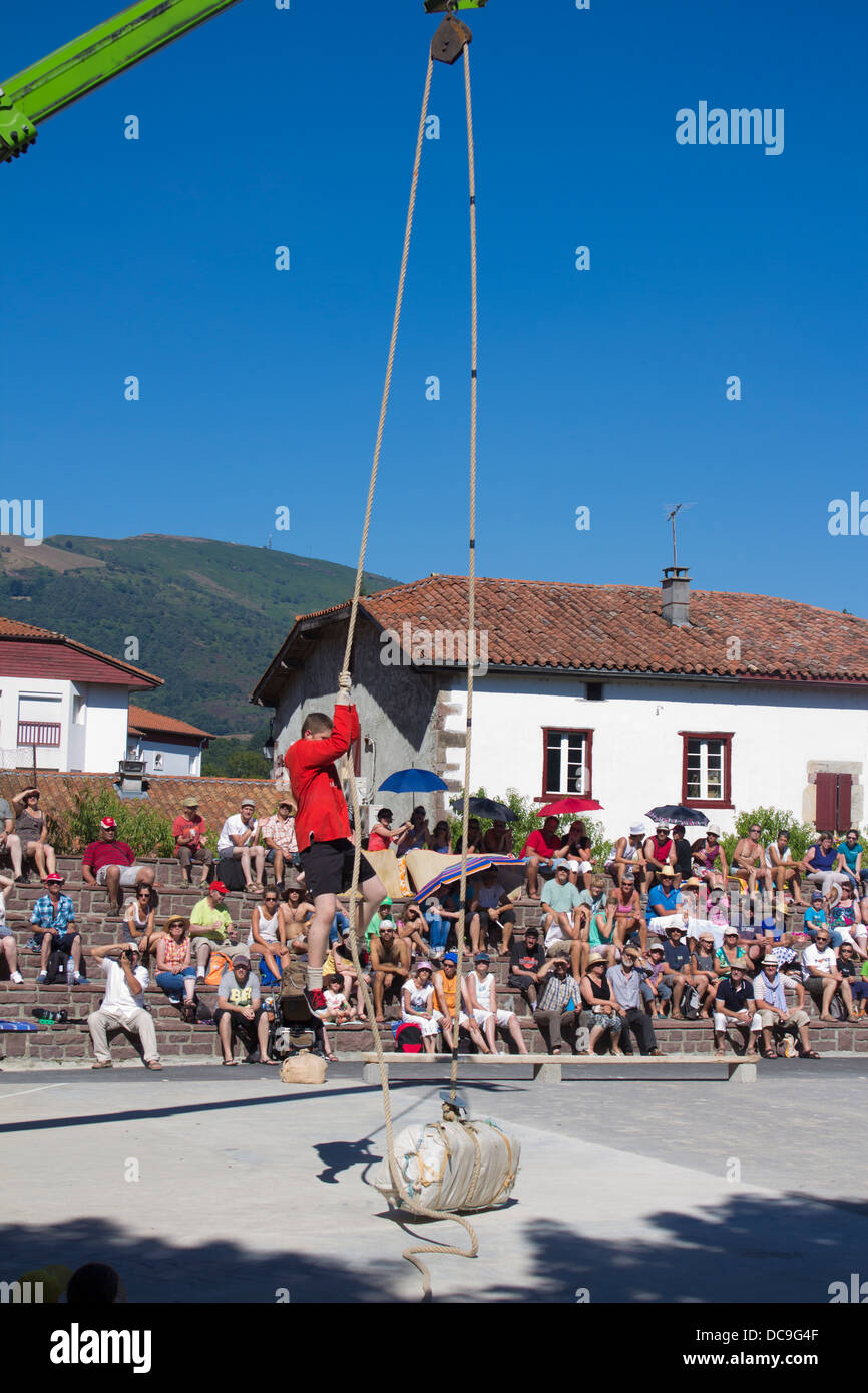 Basque country competition strength festival hi-res stock photography ...