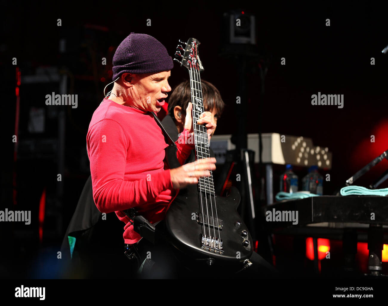 Flea red hot chili peppers hi-res stock photography and images - Alamy