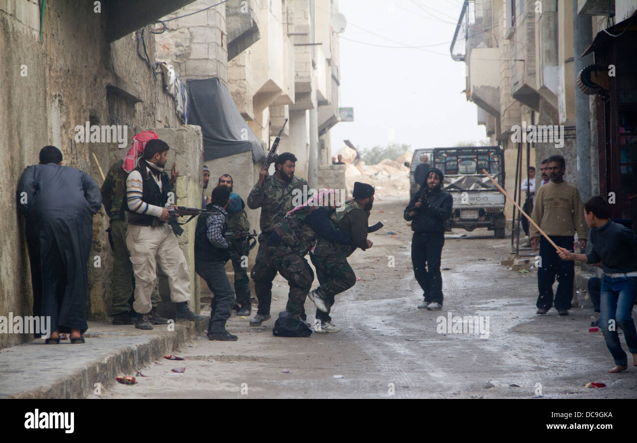 Free Syrian Army fighting groups clash on the streets of Aleppo Stock ...