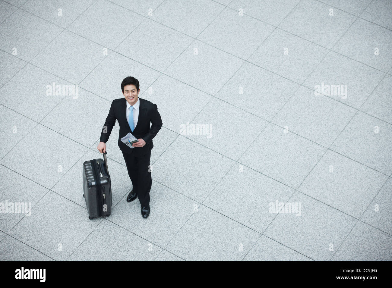 Top down view airport hi-res stock photography and images - Alamy
