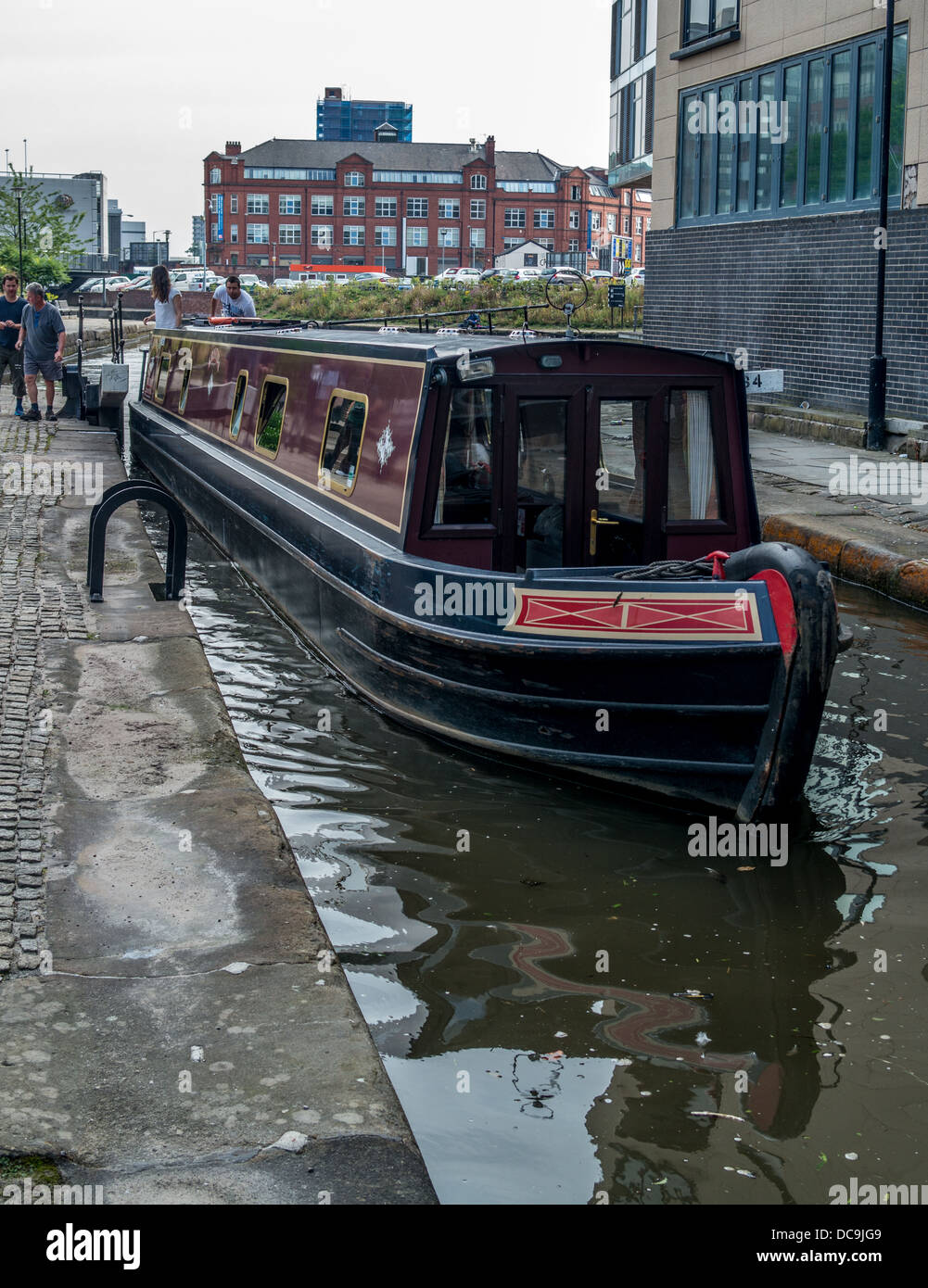 Quayside ladder hi-res stock photography and images - Alamy