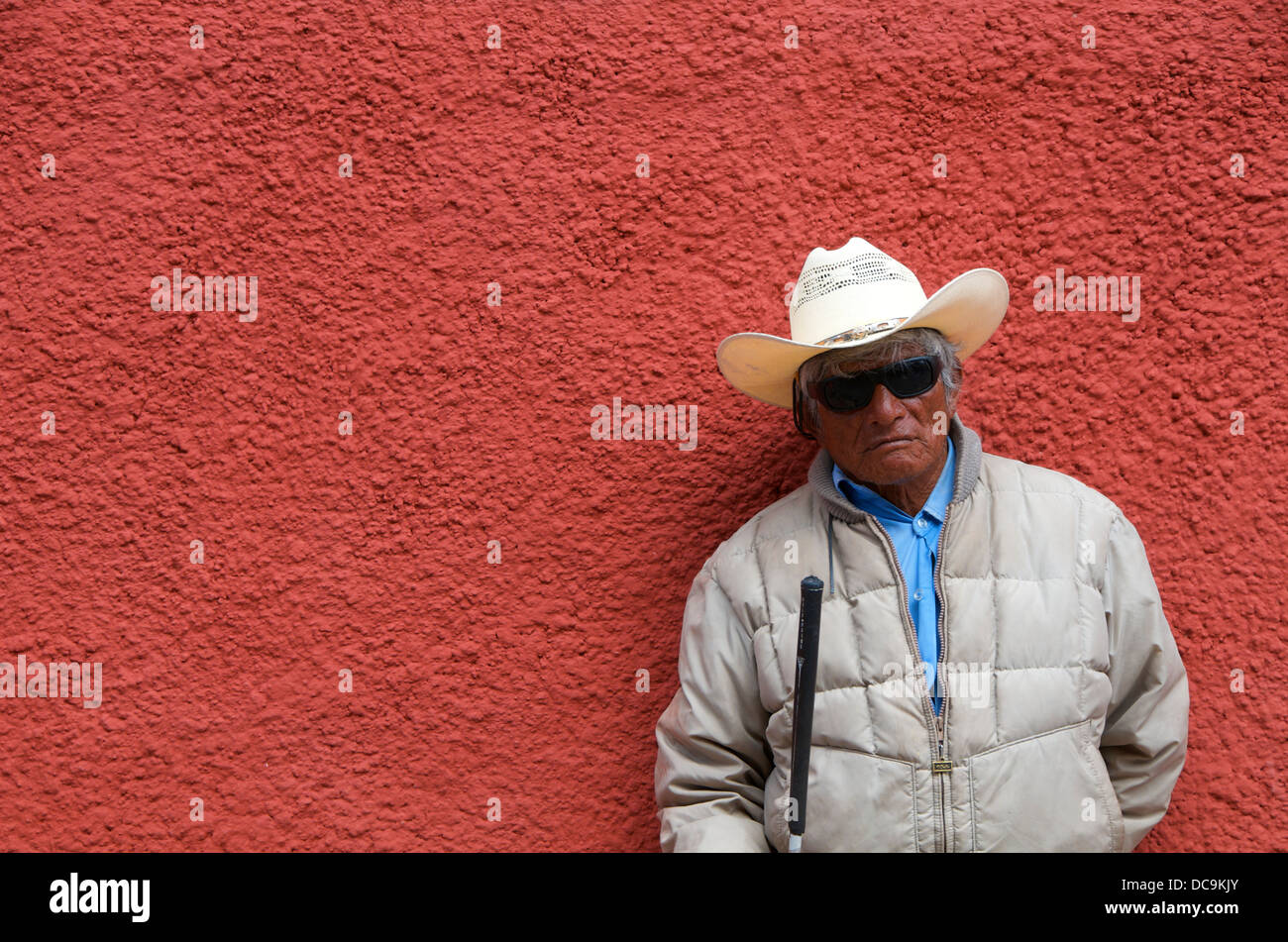 old mexican blind men Stock Photo - Alamy