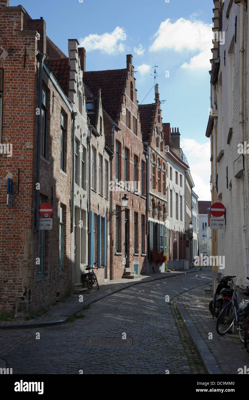 Street in the historic centre of Bruges, Brugge, Flanders, Belgium ...