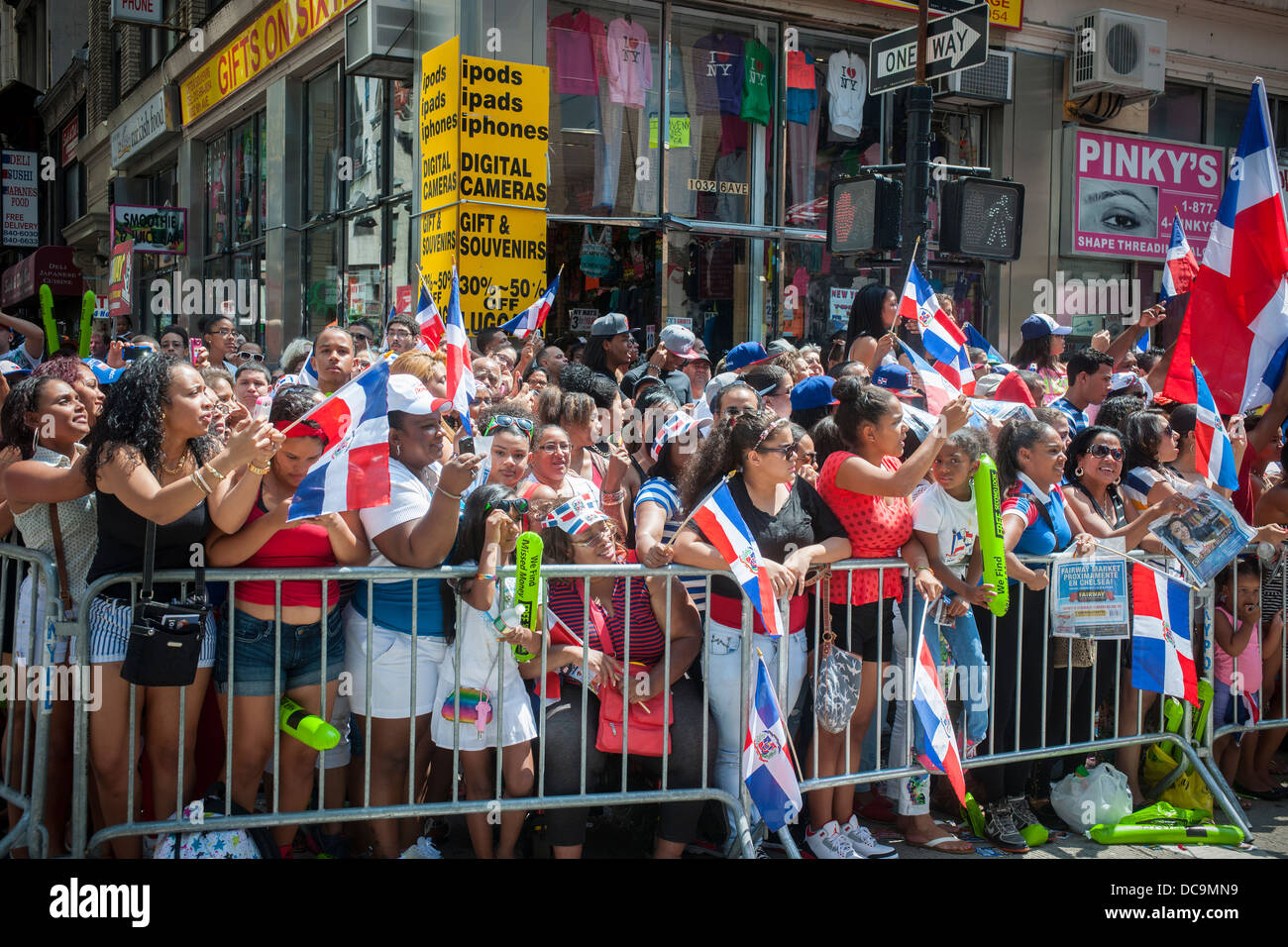 Thousands of Dominican-Americans and their friends and supporters march ...
