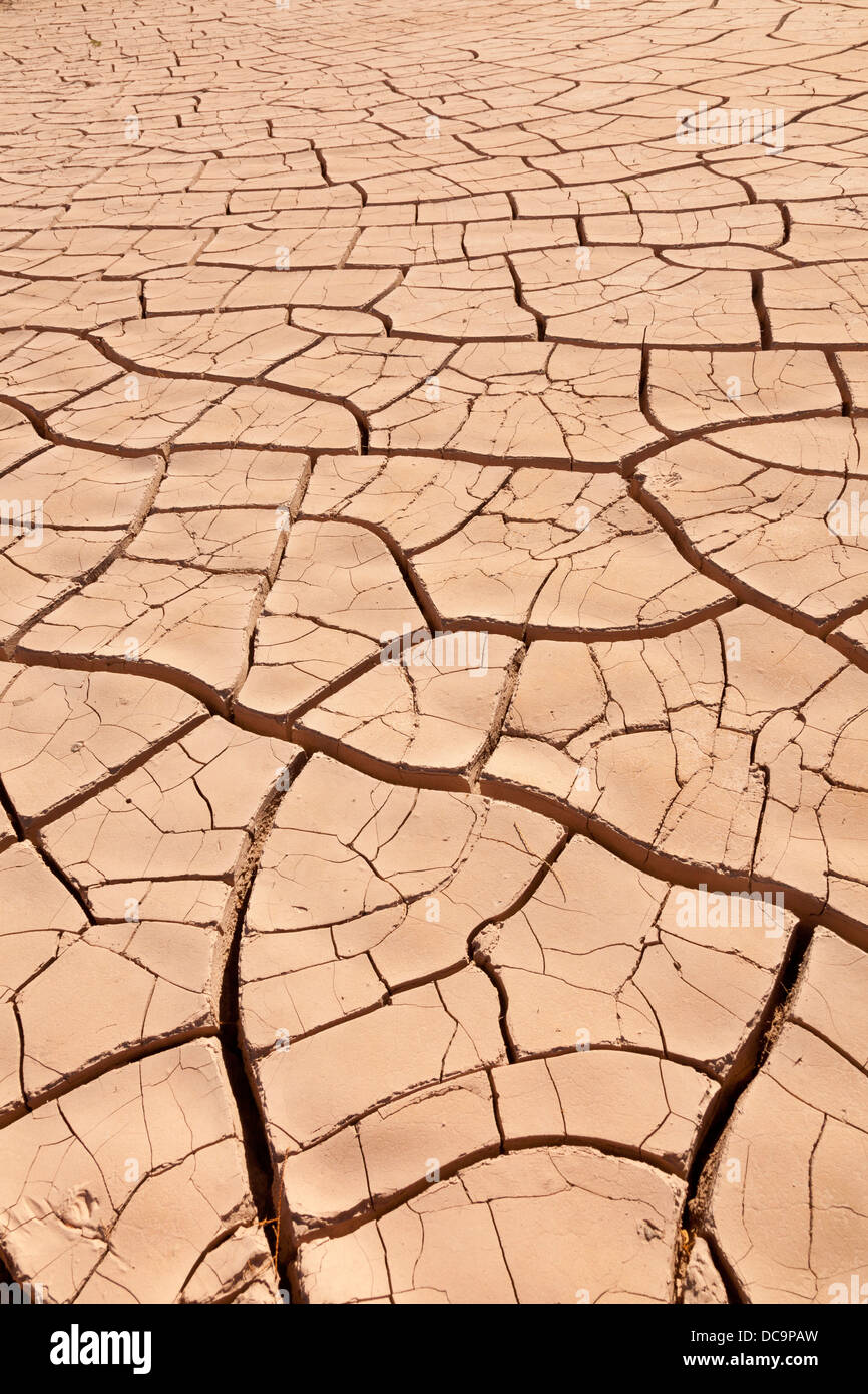 USA, Arizona, Gila Bend. Dried up and cracked river- bottom mud Stock ...