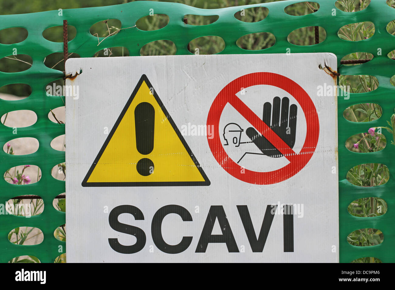 Excavators pompei hi-res stock photography and images - Alamy