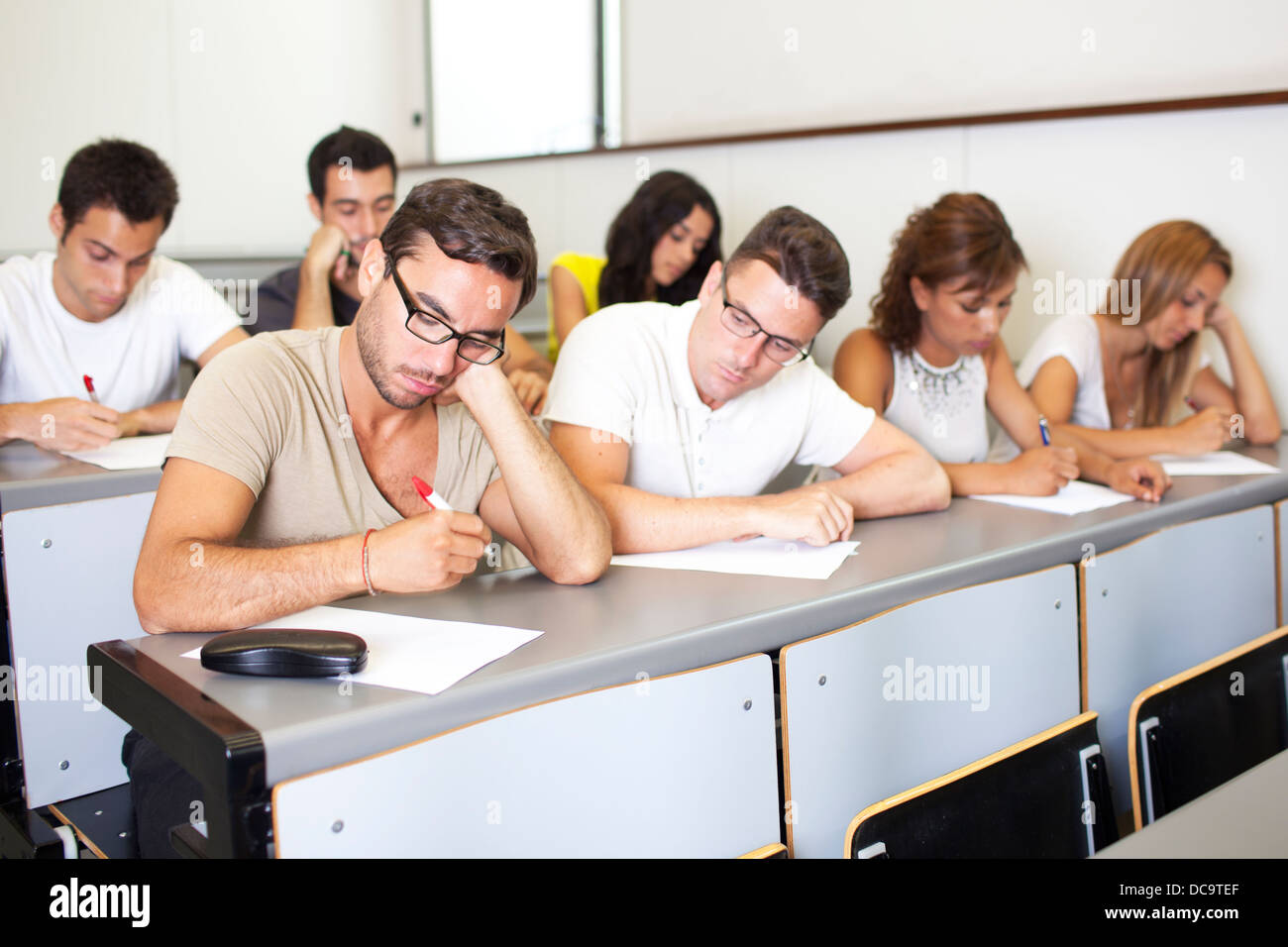 Students tutorial hi-res stock photography and images - Alamy