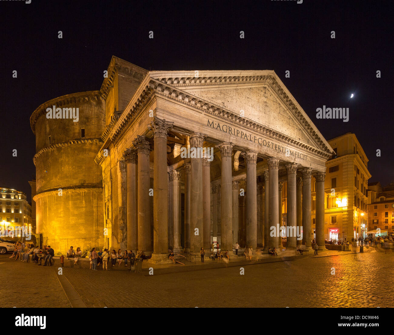 Pantheon rome exterior hi-res stock photography and images - Alamy