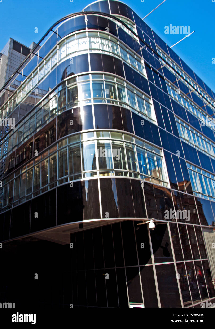 Daily express building hi-res stock photography and images - Alamy