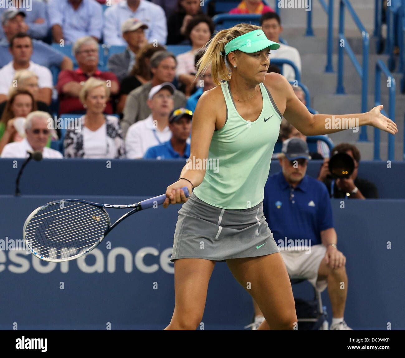 Maria coleman hi-res stock photography and images - Alamy