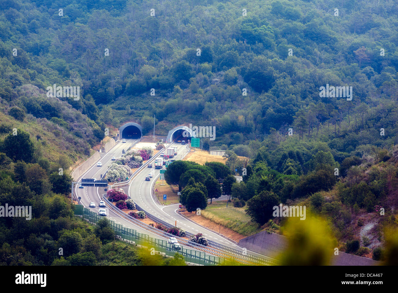Connection tunnels hi-res stock photography and images - Alamy