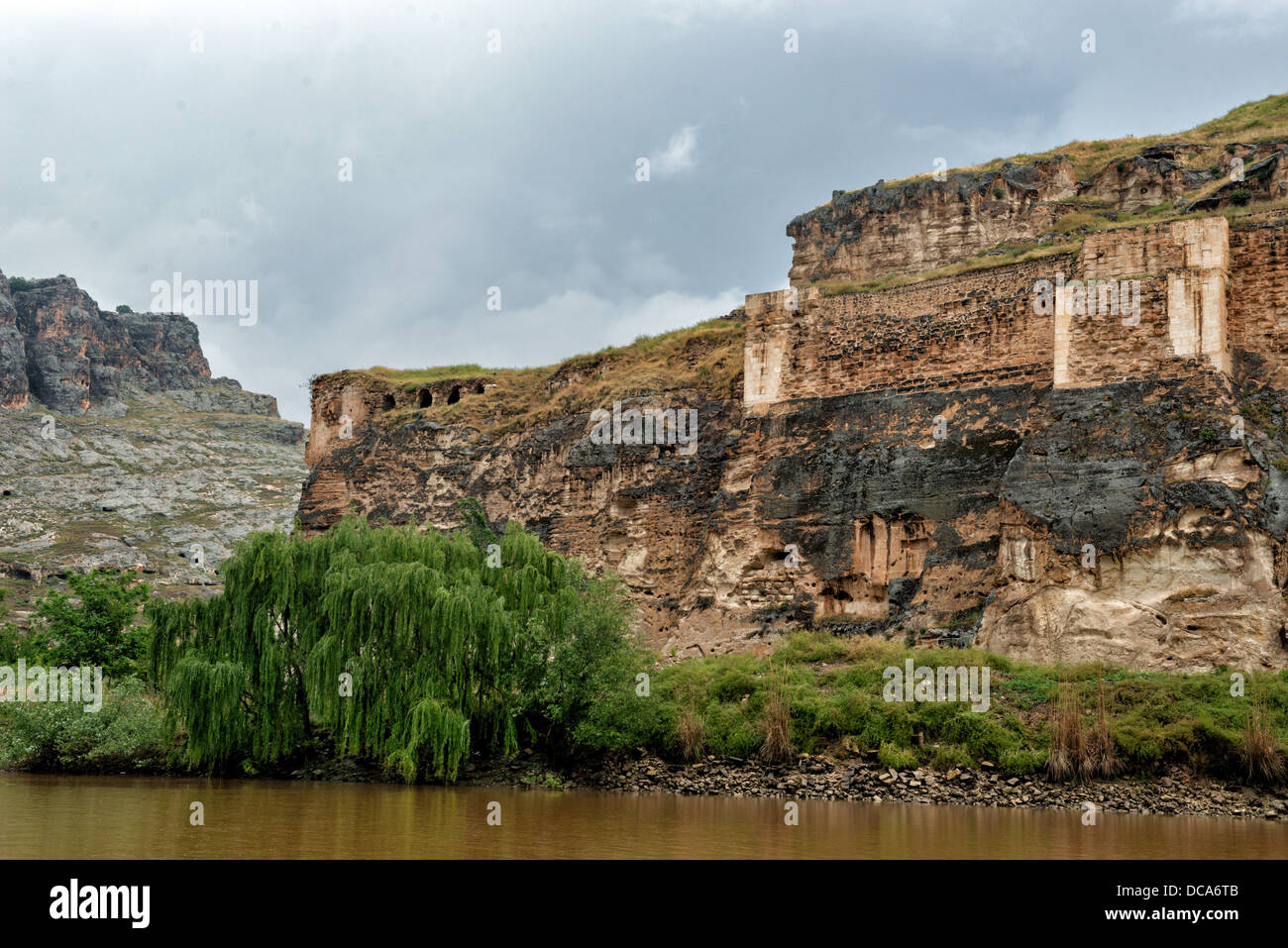 Euphrates river irrigation hi-res stock photography and images - Alamy