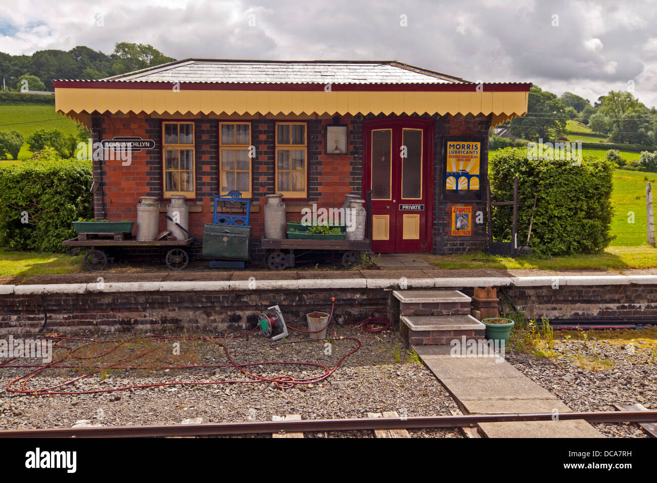 Llanuwchllyn Railway Station, Bala, Snowdonia Stock Photo - Alamy