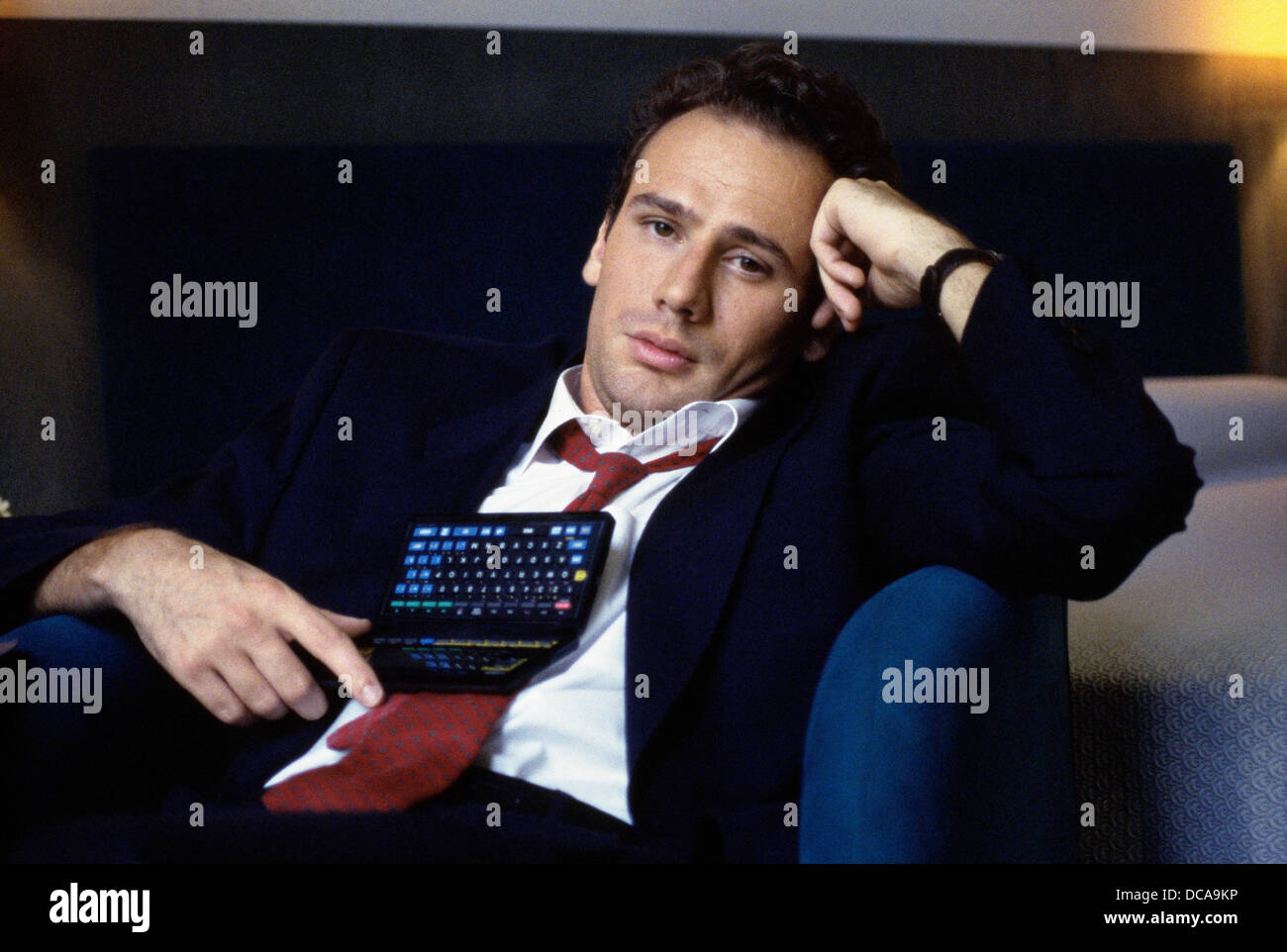 Defeated man hi-res stock photography and images - Alamy