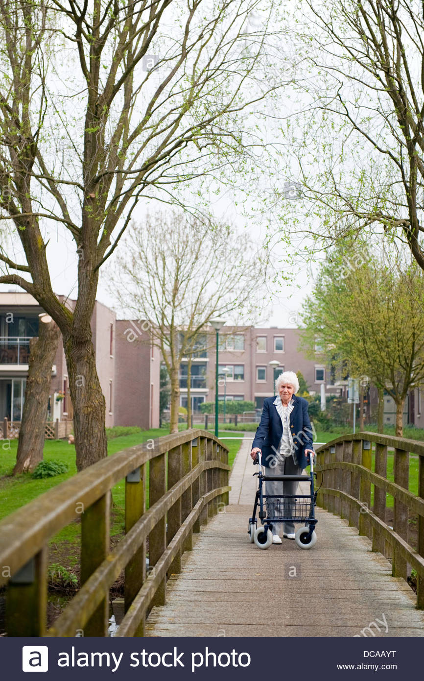 Old Lady Walker Stock Photos & Old Lady Walker Stock Images - Alamy