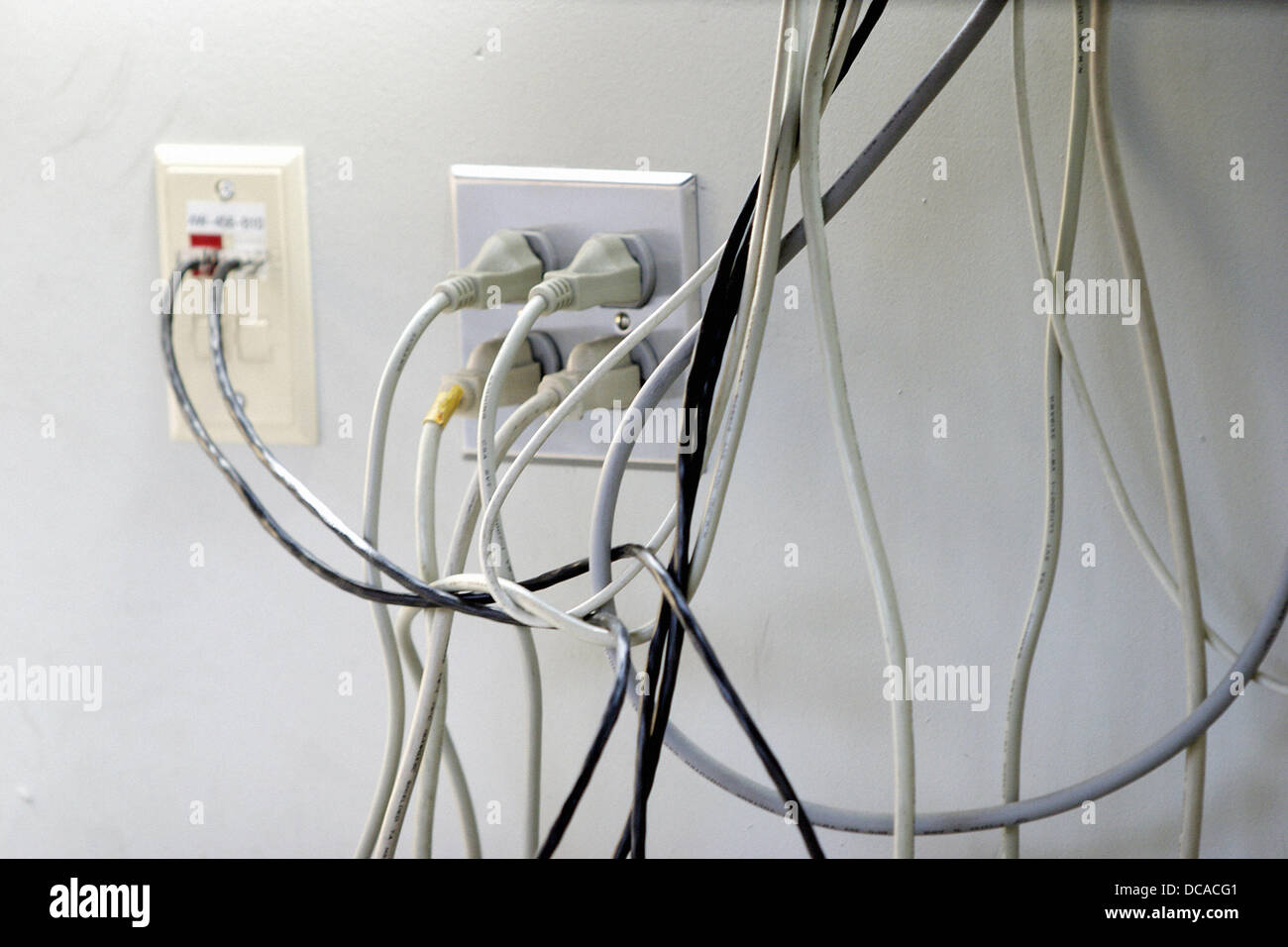 Computer plugged into wall hi-res stock photography and images - Alamy