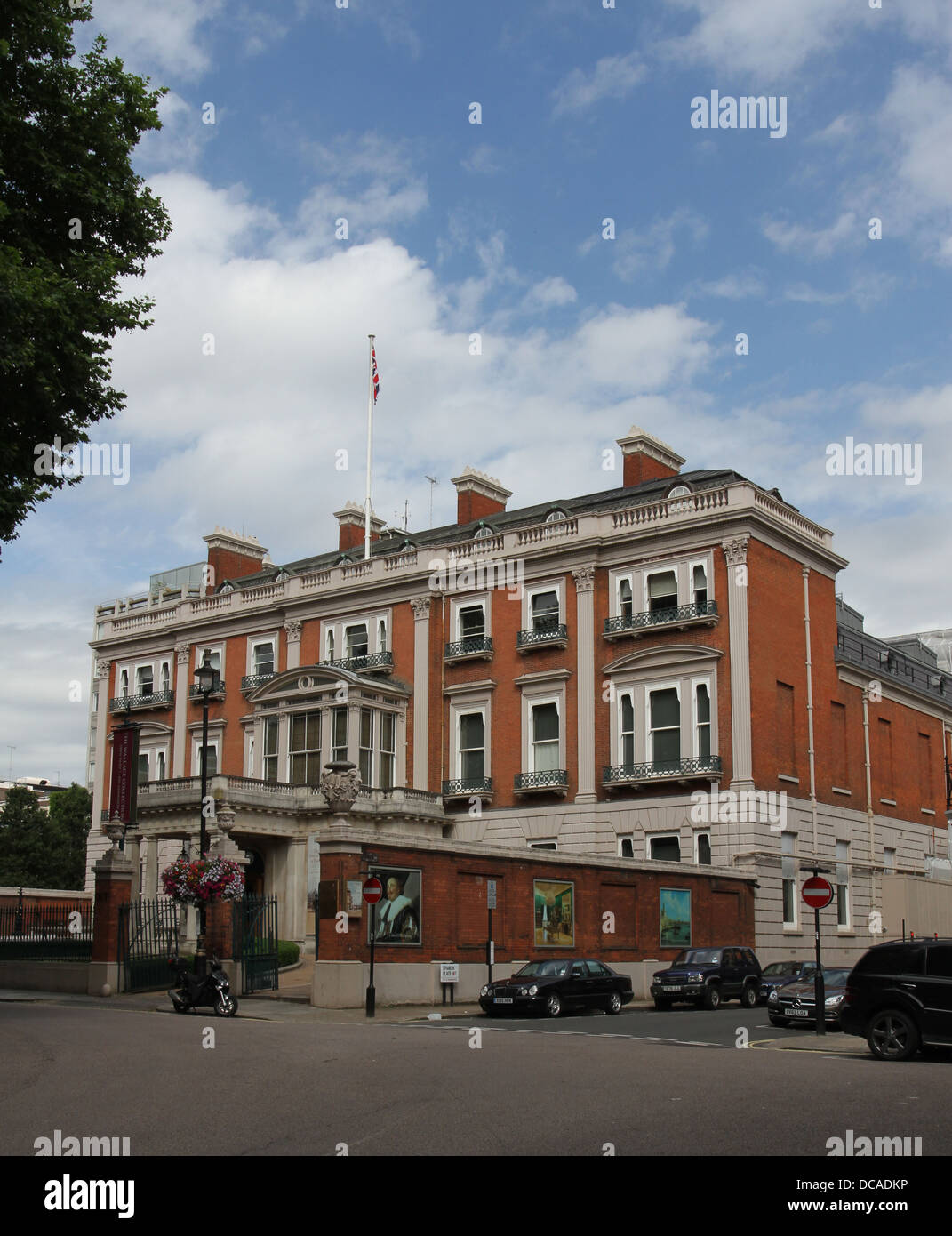 The wallace collection museum hi-res stock photography and images - Alamy