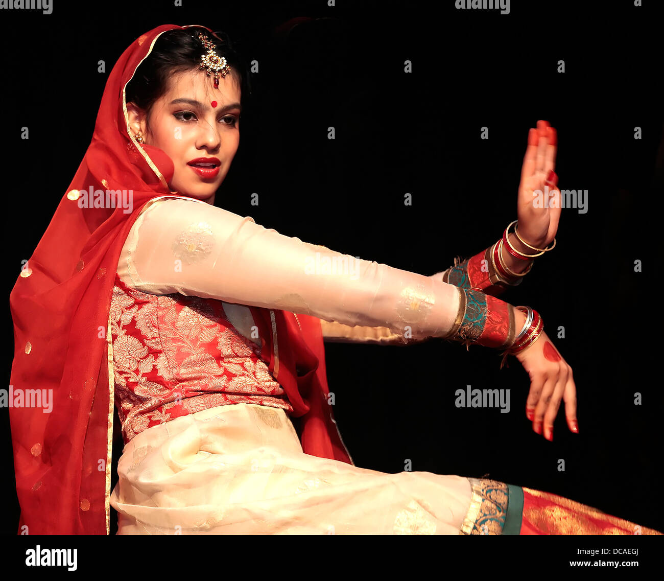 Kathak Dancer High Resolution Stock Photography and Images - Alamy
