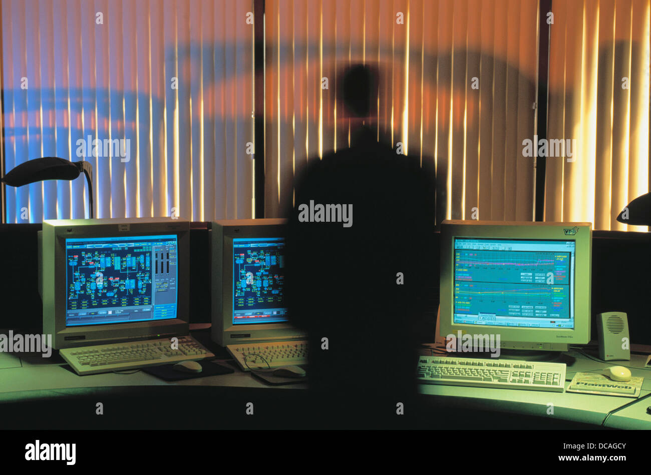 Petrochemical plant control room hi-res stock photography and images ...