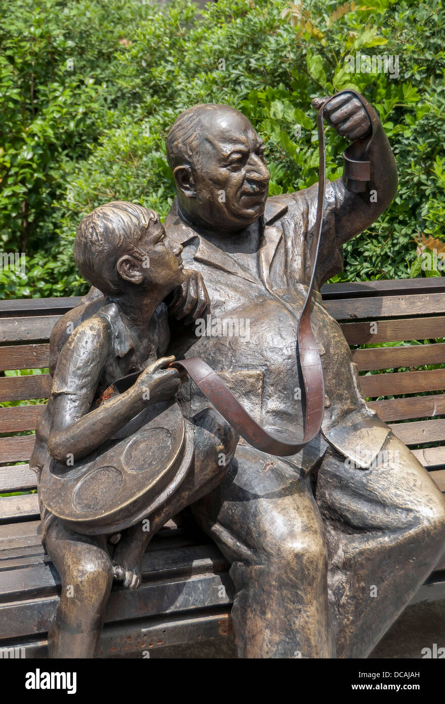 Old man looking at statue hi-res stock photography and images - Alamy