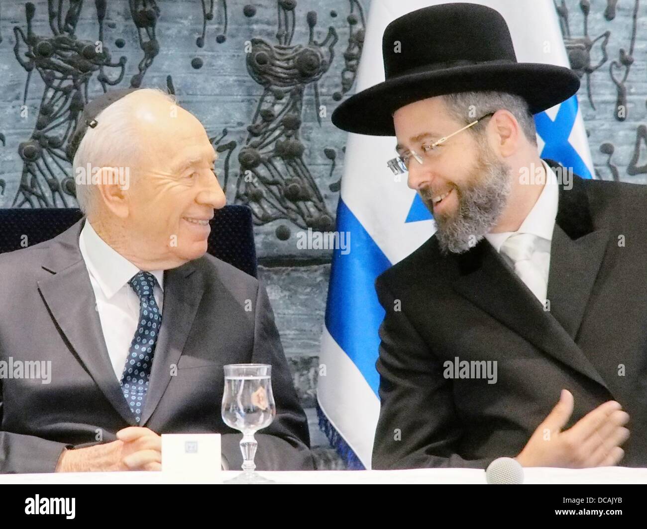 Ashkenazi chief rabbi of israel hi-res stock photography and images - Alamy