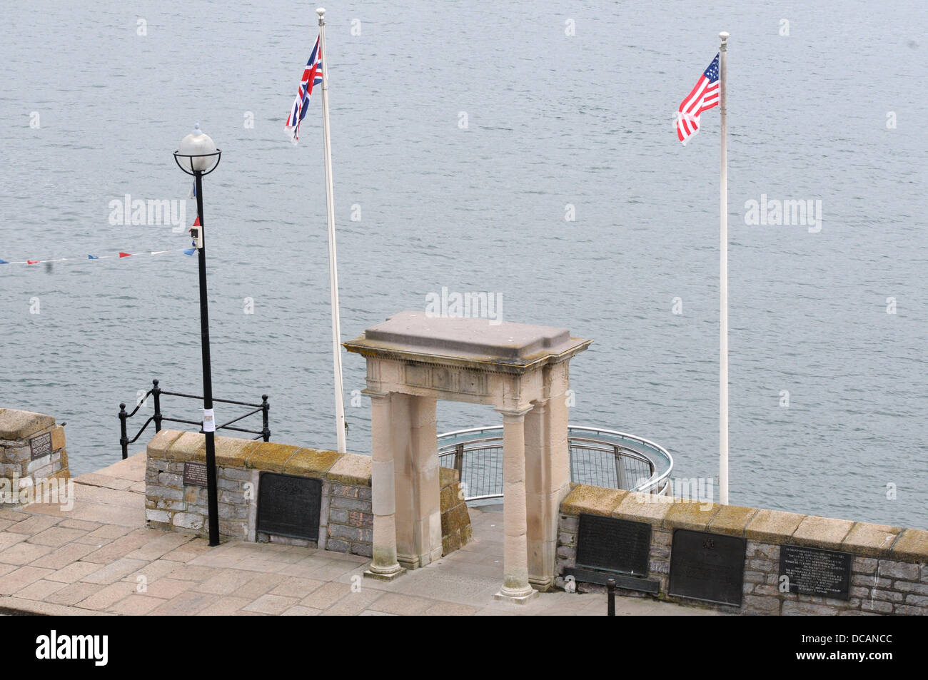 The Mayflower Steps on the Barbican, Plymouth Stock Photo - Alamy